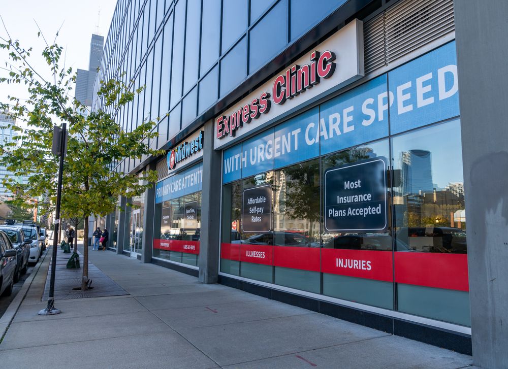 MIDWEST EXPRESS CLINIC - Updated October 2025 - 38 Reviews - 779 W ...