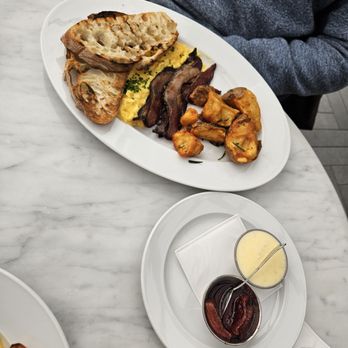 RH ROOFTOP RESTAURANT AT RH OAK BROOK - Updated December 2025 - 819 ...