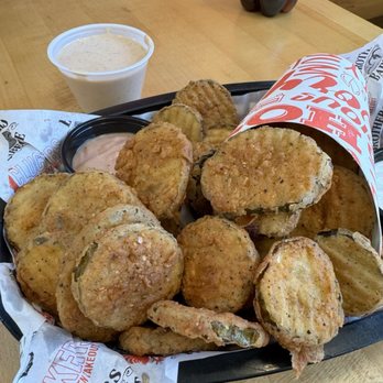 CLUCKERS - Updated March 2025 - 186 Photos & 111 Reviews - 600 S Center ...