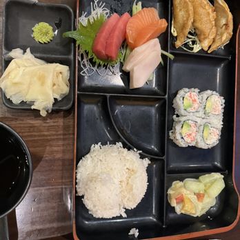 TORO SUSHI STONE GRILL & BAR - 3193 Photos & 1004 Reviews - 43785 ...