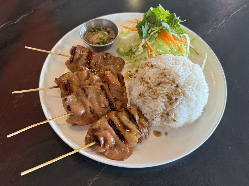 NAKHON SAWAN THAI RESTAURANT - Updated June 2025 - 331 Photos & 78 ...