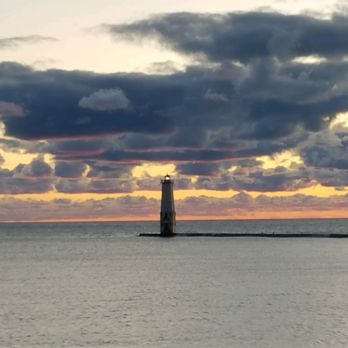 HARBOR LIGHTS RESORT - Updated December 2025 - 23 Photos & 24 Reviews ...