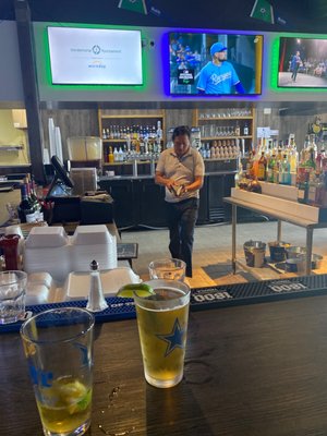 FOOTBALL FIELD SPORTS BAR & GRILL - Updated April 2025 - 14 Photos & 13 ...