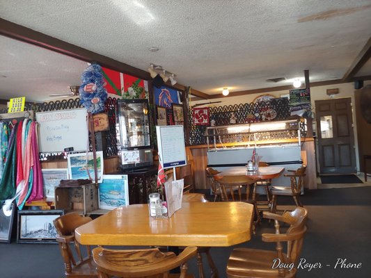 TRIANGLE INN - Updated December 2025 - 26 Photos & 23 Reviews - 8770 N ...