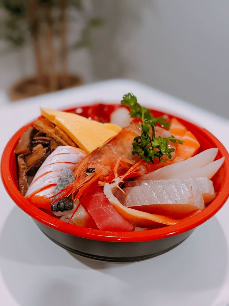 HUG SUSHI - Updated December 2024 - 212 Photos & 74 Reviews - 550 ...