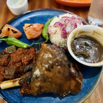 MEZE MOON - Updated April 2025 - 123 Photos & 106 Reviews - 163 E 2nd ...