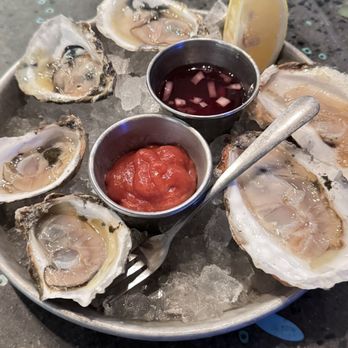 SCALES & SHELLS - Updated May 2025 - 252 Photos & 398 Reviews - 527 ...