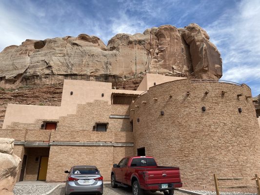 BLUFF DWELLINGS RESORT - Updated June 2024 - 86 Photos & 35 Reviews ...