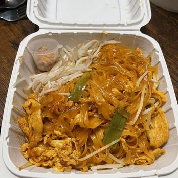 WIN THAI RESTAURANT - Updated December 2024 - 105 Photos & 68 Reviews ...