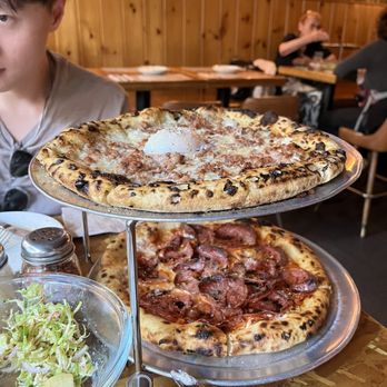 B SIDE PIZZA & WINE BAR - Updated February 2025 - 1071 Photos & 1364 ...