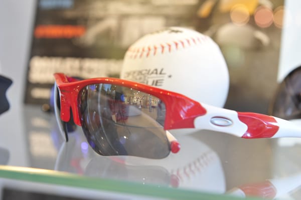 FOOTHILL OPTOMETRIC CENTER - Updated December 2025 - 40 Photos & 176 ...