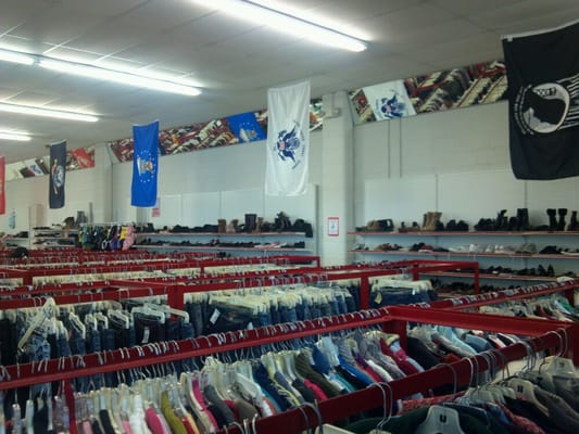 RED RACKS THRIFT STORE - Updated December 2025 - 10 Photos & 32 Reviews ...