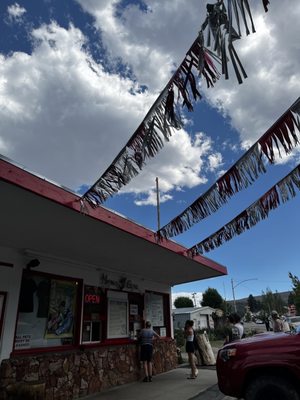 MONO CONE - 154 Photos & 223 Reviews - 51508 Hwy 395, Lee Vining ...