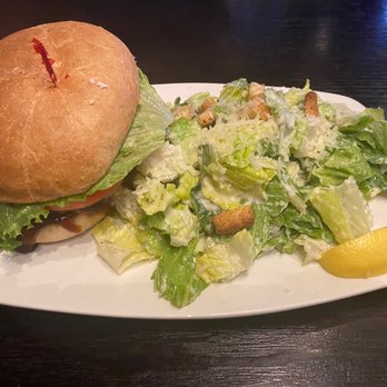 MACKENZIE PUB - Updated December 2025 - 48 Photos & 26 Reviews - 250 ...