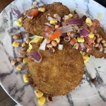 SOUTHERN ON MAIN - Updated August 2024 - 283 Photos & 242 Reviews - 102 ...