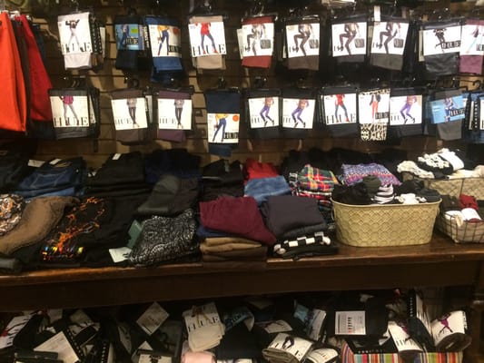 FIZZ - Updated December 2025 - 14 Photos & 13 Reviews - 27 Market Sq ...