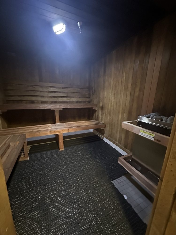 TRINITY GYM FRESNO - Updated December 2025 - 18 Photos - 5137 N ...