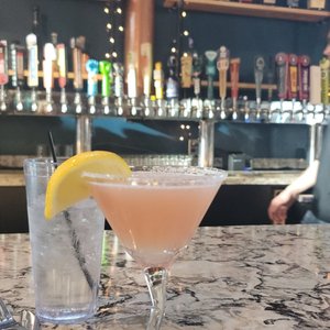 THE TAP HOUSE WEST END - 42 Photos & 33 Reviews - 2365 Commerce Dr NW ...