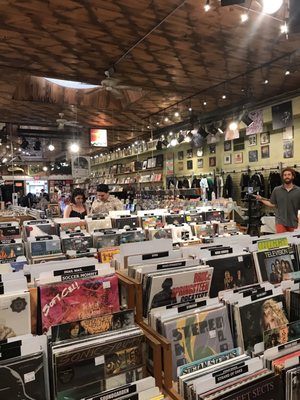 CRIMINAL RECORDS - 93 Photos & 179 Reviews - 1154-A Euclid Ave NE ...