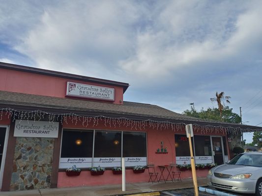 GRANDMA SALLY’S - Updated May 2024 - 80 Photos & 74 Reviews - 5330 ...