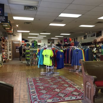 RAGGED MOUNTAIN RUNNING SHOP - Updated June 2025 - 12 Photos & 56 ...