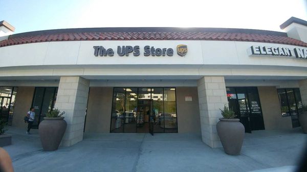 THE UPS STORE - Updated January 2025 - 26 Photos & 31 Reviews - 27525 ...