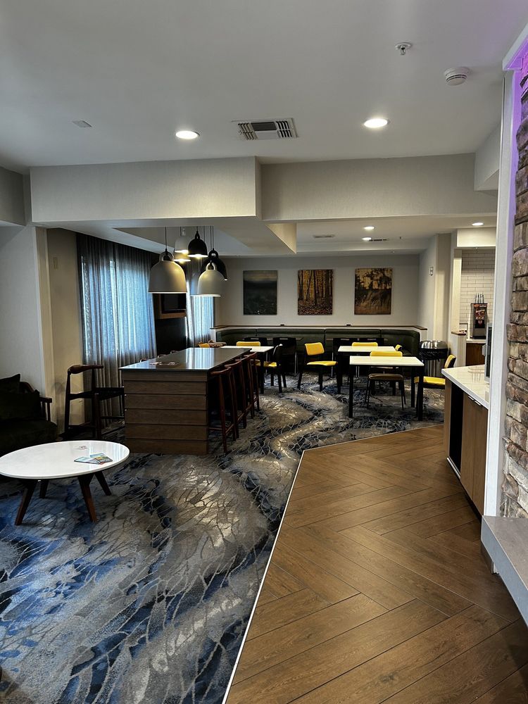 FAIRFIELD INN BY MARRIOTT VISALIA SEQUOIA - Updated January 2026 - 92 ...