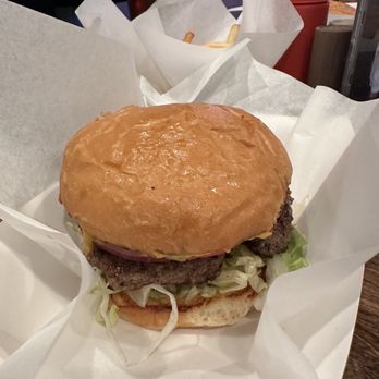 MAPLE AND MOTOR - Updated July 2024 - 1204 Photos & 1667 Reviews - 4810 ...