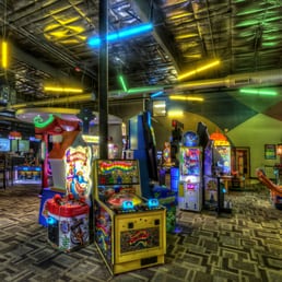 EDISON’S ENTERTAINMENT COMPLEX - Updated December 2025 - 95 Photos ...