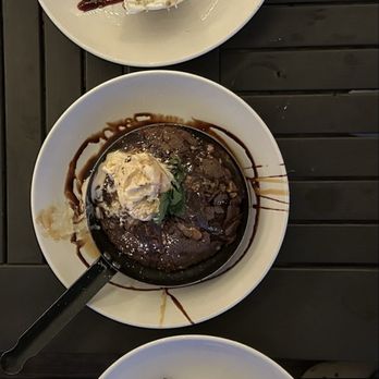 ZEKE’S RESTAURANT - Updated April 2025 - 580 Photos & 426 Reviews ...