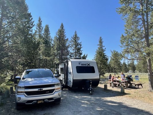 HEBGEN LAKE - Updated December 2025 - 13 Photos - 330 Gallatin Rd, West ...