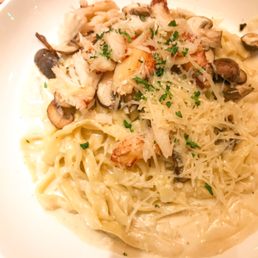 NOYO RIVER GRILL - 522 Photos & 546 Reviews - 1011 S Main St, Fort ...