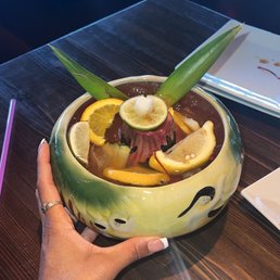 HULA’S MODERN TIKI - Updated June 2025 - 1761 Photos & 1670 Reviews ...