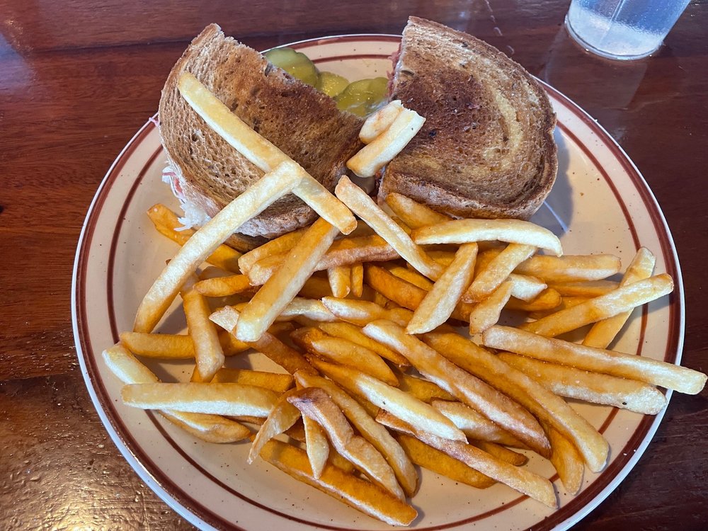 RUM RUNNERS - Updated December 2025 - 247 Photos & 180 Reviews - 44A ...