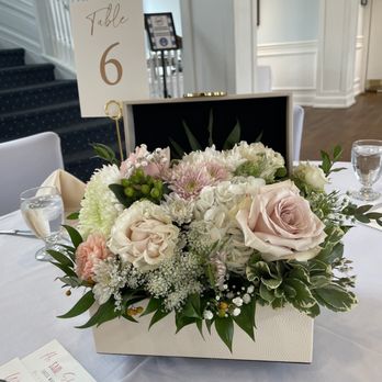 AROME FLOWER SHOP - Updated October 2025 - 22 Photos - 288 Sunrise Hwy ...