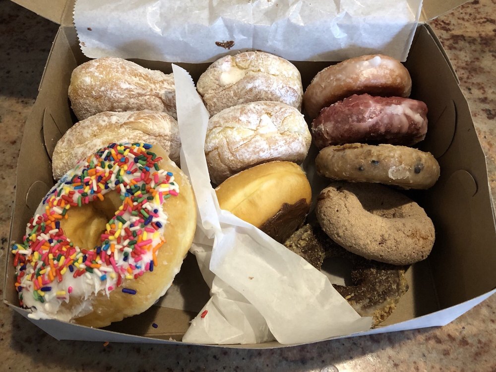 MANNI’S DONUTS AND DINER - 34 Photos & 52 Reviews - Diners - 1185 ...