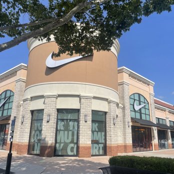 NIKE UNITE - WATERFORD LAKES - Updated October 2025 - 27 Photos - 481 N ...