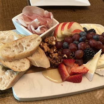 TRUE KITCHEN + BAR - Updated November 2024 - 330 Photos & 330 Reviews ...