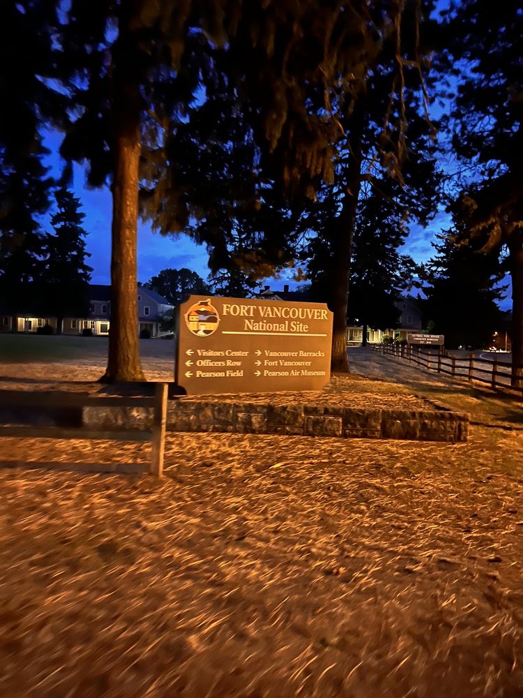 FORT VANCOUVER NATIONAL HISTORIC SITE - 365 Photos & 64 Reviews - 612 E ...