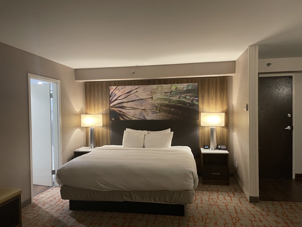 DOUBLETREE BY HILTON APPLETON - Updated December 2025 - 69 Photos & 30 ...