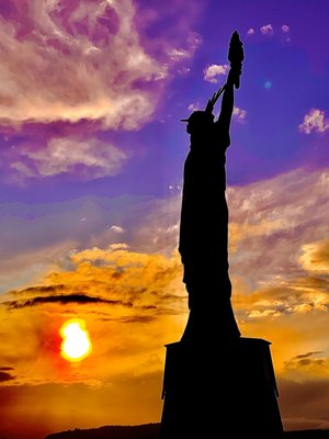 HAMILTON VIEWPOINT PARK - Updated April 2024 - 151 Photos & 37 Reviews ...