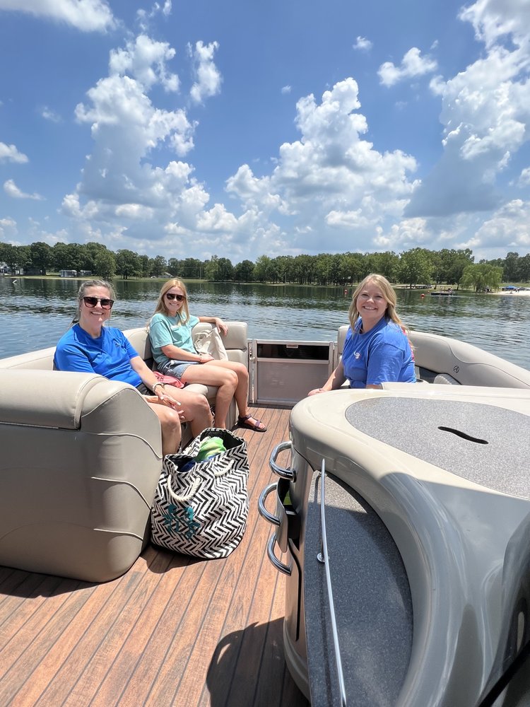 CROWN LAKE RV RESORT - Updated December 2025 - 33 Photos - 1601 Ivory ...