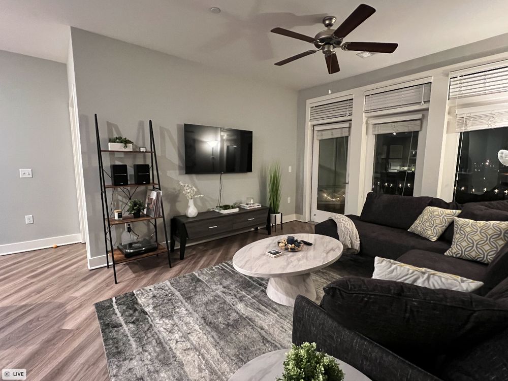 CENTRIC LOHI BY WINDSOR - Updated September 2025 - 2525 18th St, Denver, Colorado - Apartments ...