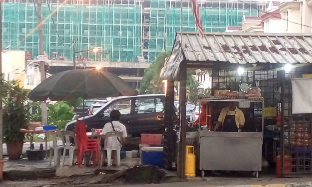 BURGER LEN SEN - Updated September 2024 - Jalan 1/144A, Kuala Lumpur ...