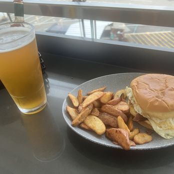 BREWTOP SOCIAL - Updated August 2025 - 242 Photos & 197 Reviews - 17801 ...