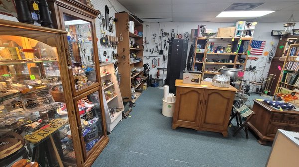 MERCED ANTIQUE MALL - 50 Photos & 37 Reviews - 320 W Main St, Merced ...