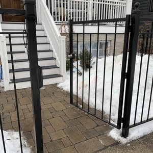 CHICAGO IRON RAILINGS & MORE - 40 Photos & 48 Reviews - 4913 N Elston ...