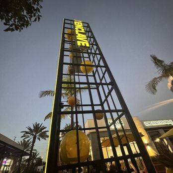 THE ENCLAVE - Updated April 2025 - 335 Photos & 61 Reviews - 970-990 W ...