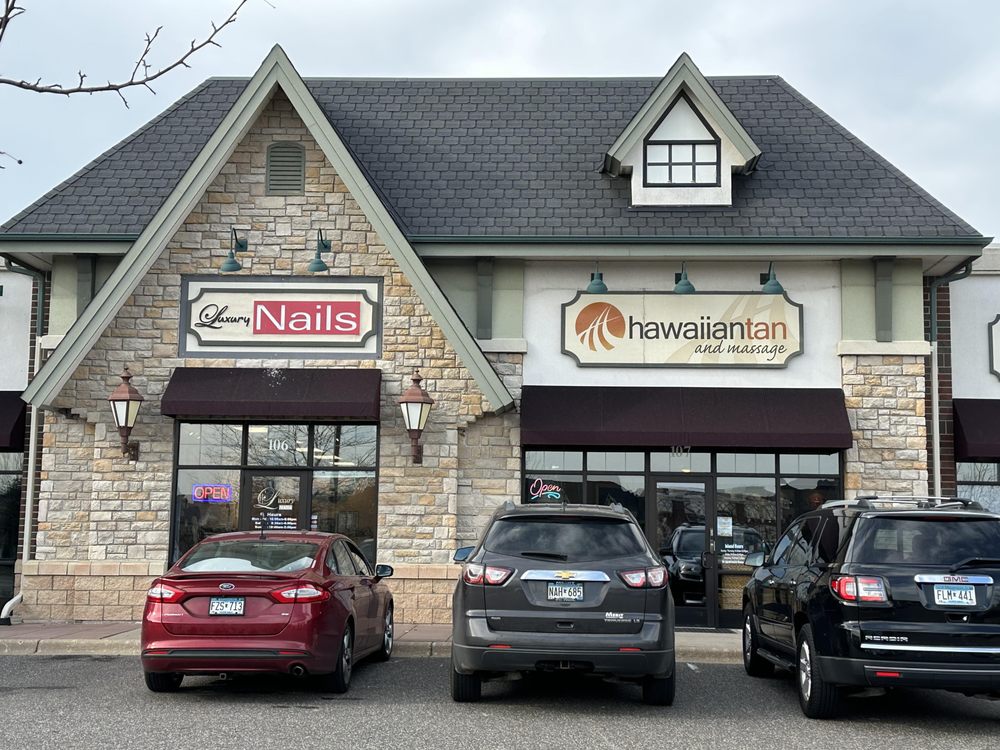 LUXURY NAILS - Updated January 2026 - 20 Photos & 31 Reviews - 14643 ...