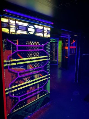 PLANET LAZER - Updated December 2024 - 73 Photos - 1960 Springfield ...